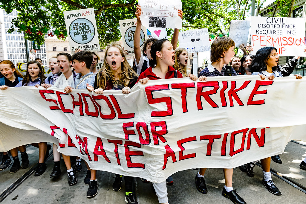 Parents help their children fight climate change by taking iPhones ...